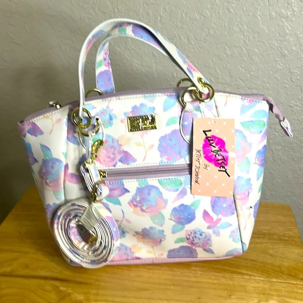Luv Betsey Johnson | Bags | Luv Betsey Johnson Purse Satchel Bag White ...